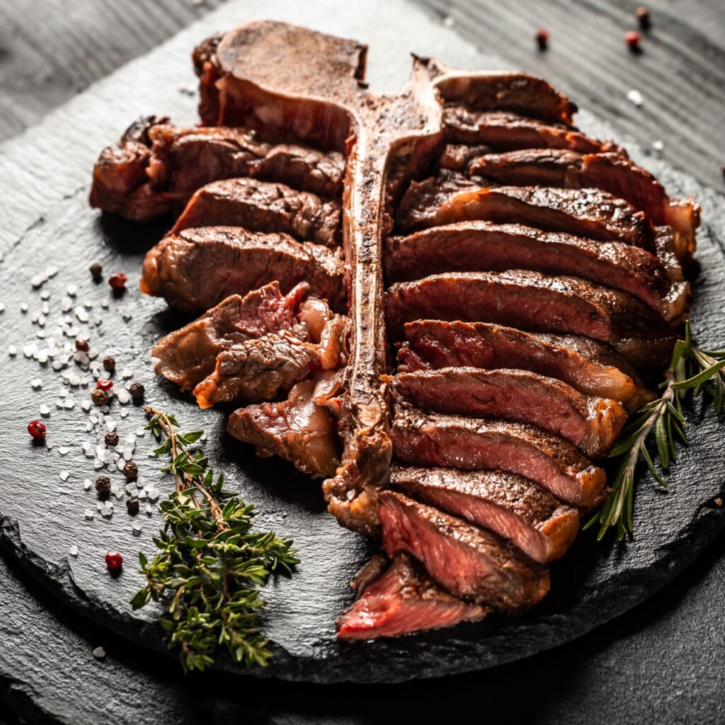 T Bone Steak mbs 5+. Mollendo Wagyu - Steak-out